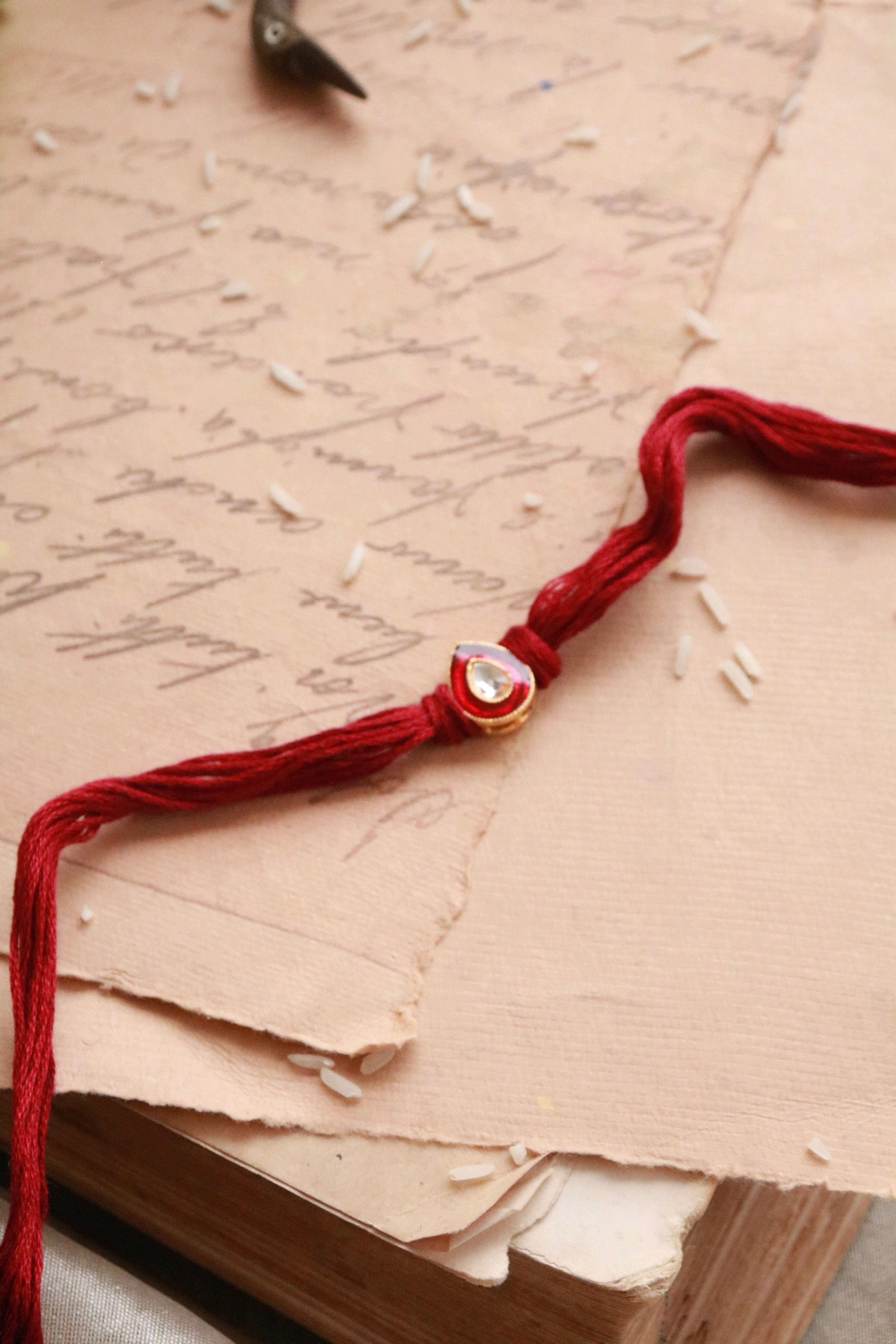Sadhik Polki Rakhi – Aamogh